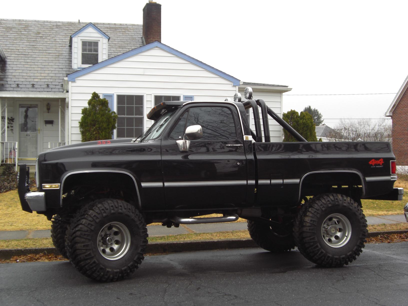Chevrolet 3500 Pick-up 1974 ( France dpt 34) - American Cars and Parts